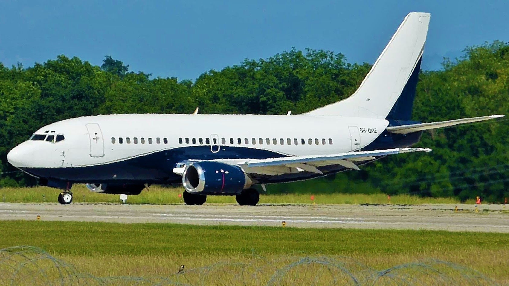 Boeing Boeing 737 500 Private Jet Private Jet Finder
